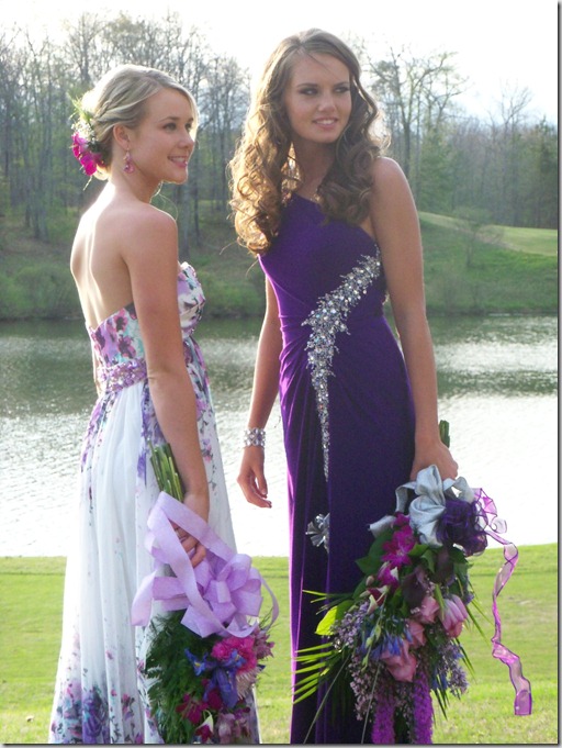 Tattered Hydrangeas: Prom Weekend